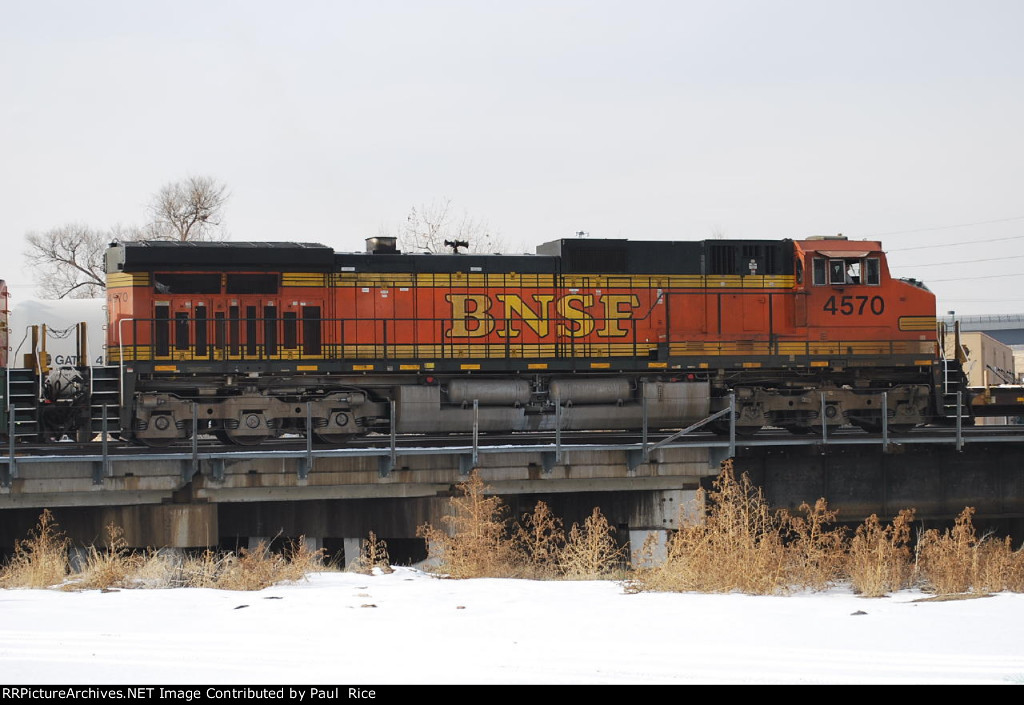 BNSF 4570